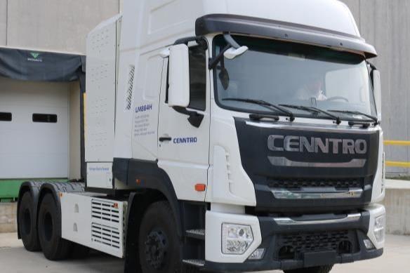 Cenntro Electric has unveiled its hydrogen-powered tractor unit | MT ...