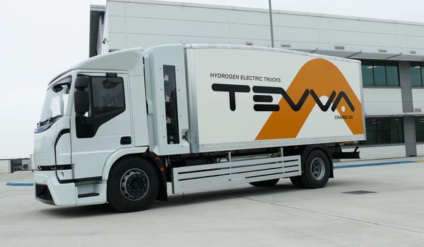 Tevva unveils 19-tonne hydrogen electric truck | MT Article | Motor ...