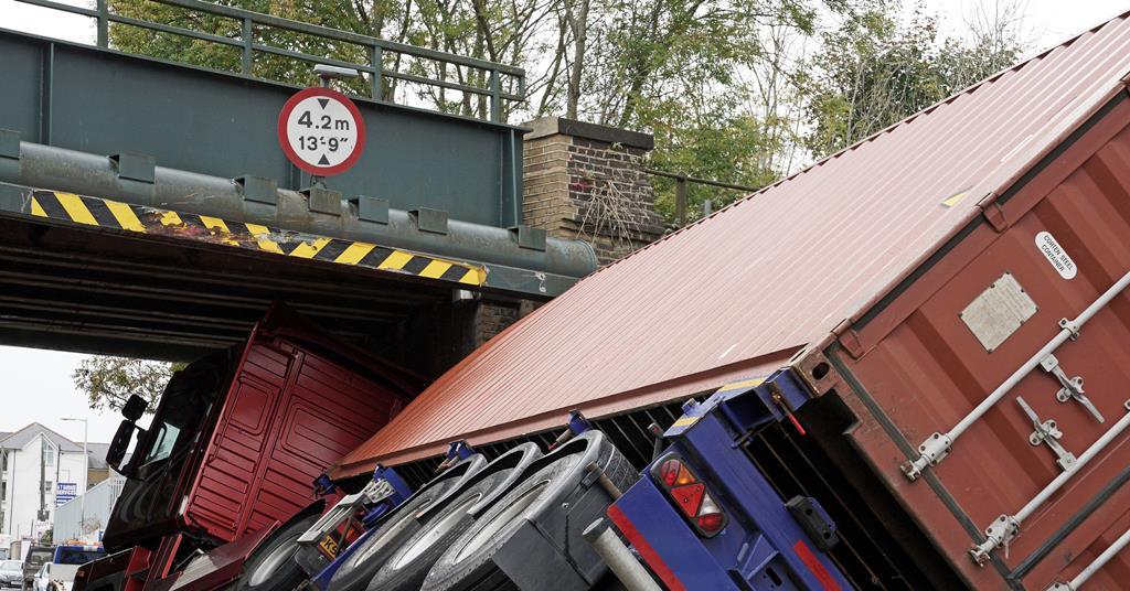 An AI-powered warning system to prevent bridge strikes by lorries is to ...
