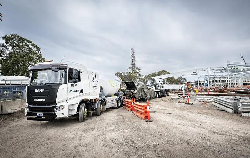 Electric concrete mixer makes Australian debut in Holcim Trial | MT ...