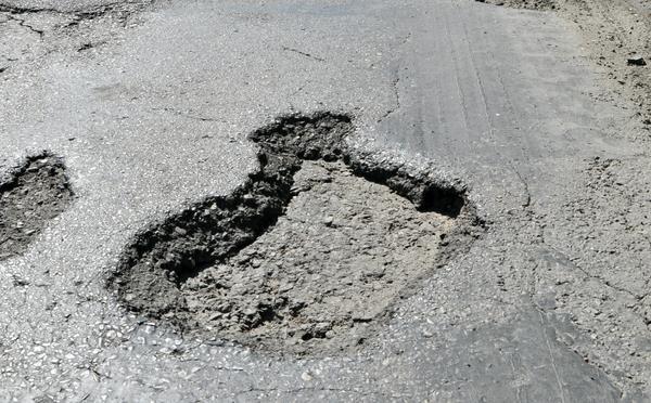 Road haulage Association calls for urgent action as pothole breakdowns ...
