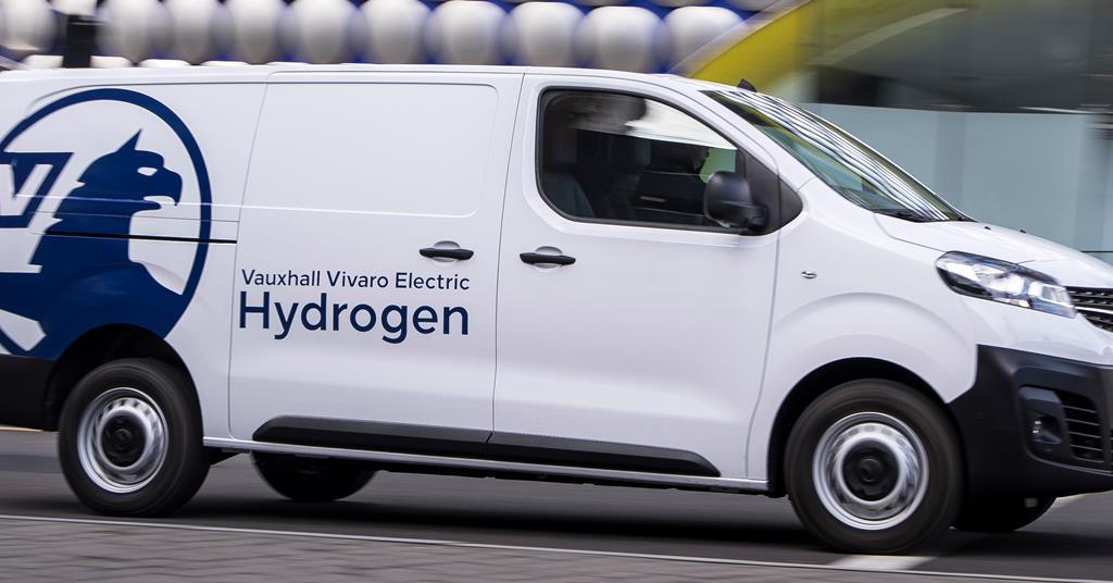Vauxhall begins UK customer trials of Vivaro Hydrogen vans | Motor ...