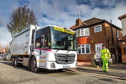 Redbridge Council gives thumbs up to Mercedes-Benz Econics | MT Article ...