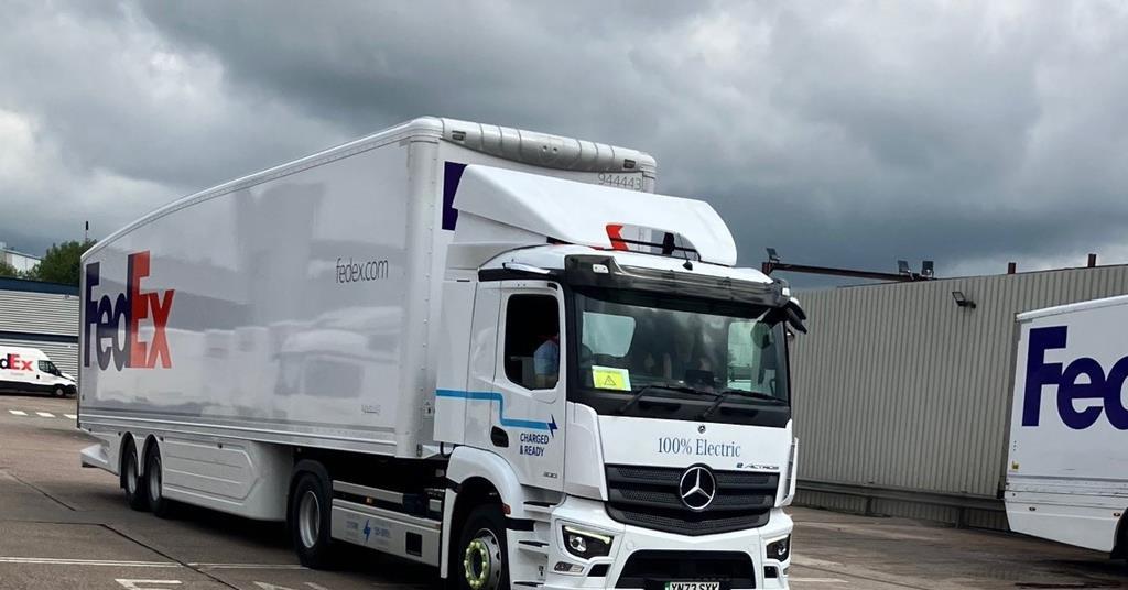 Delivery giant FedEx trials Mercedes-Benz electric truck in Stoke-on ...