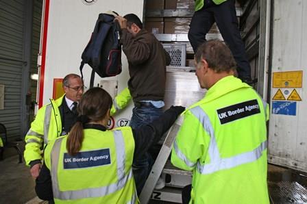 Gloucestershire lorry driver who reported stowaways in lorry fights £ ...