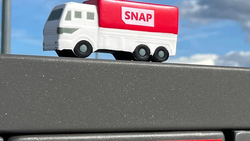 Digital truck parking expert SNAP to launch bookable HGV parking across ...
