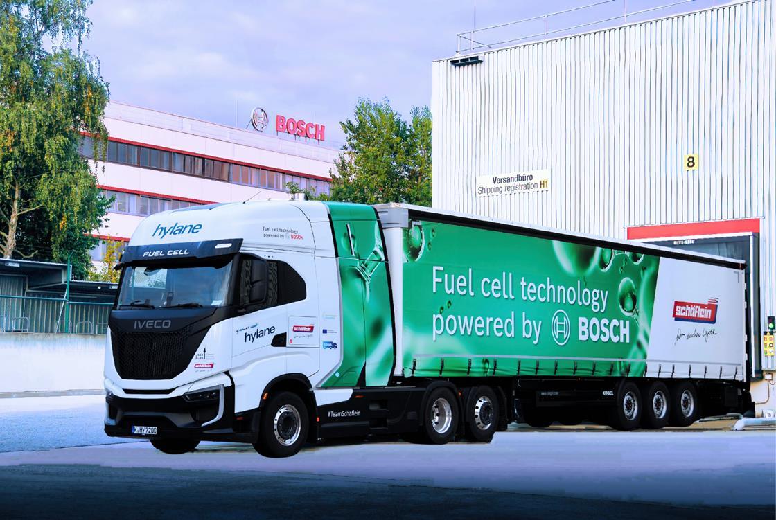 Bosch has put its first hydrogen truck into service, equipped with the ...