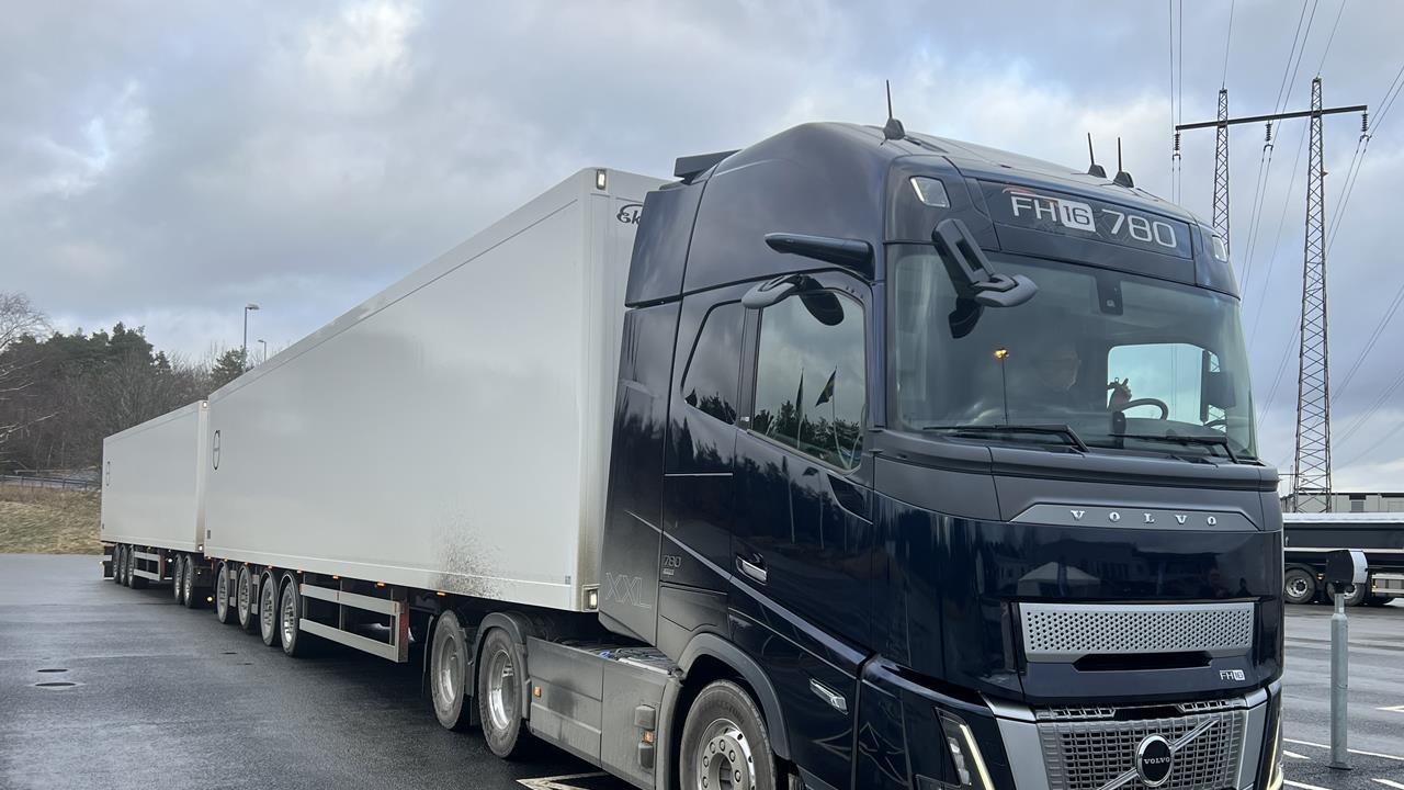 Sweden, Denmark and Spain to allow 34m double-trailer lorries ...