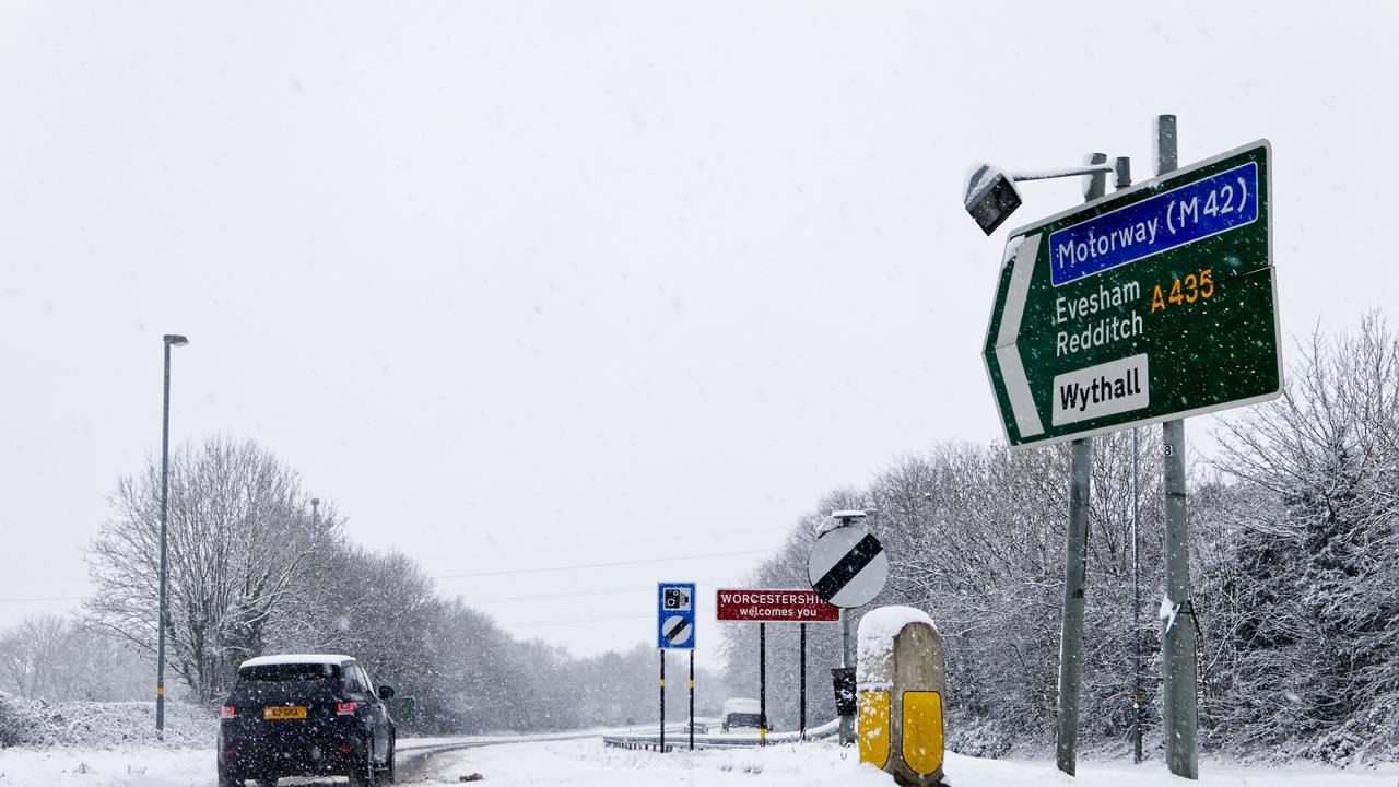 The strategy of gritting the roads ahead of Storm Goretti, which ...