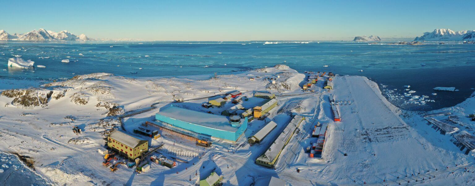 Welch Group deploys electric HGVs for British Antarctic Survey | Motor ...