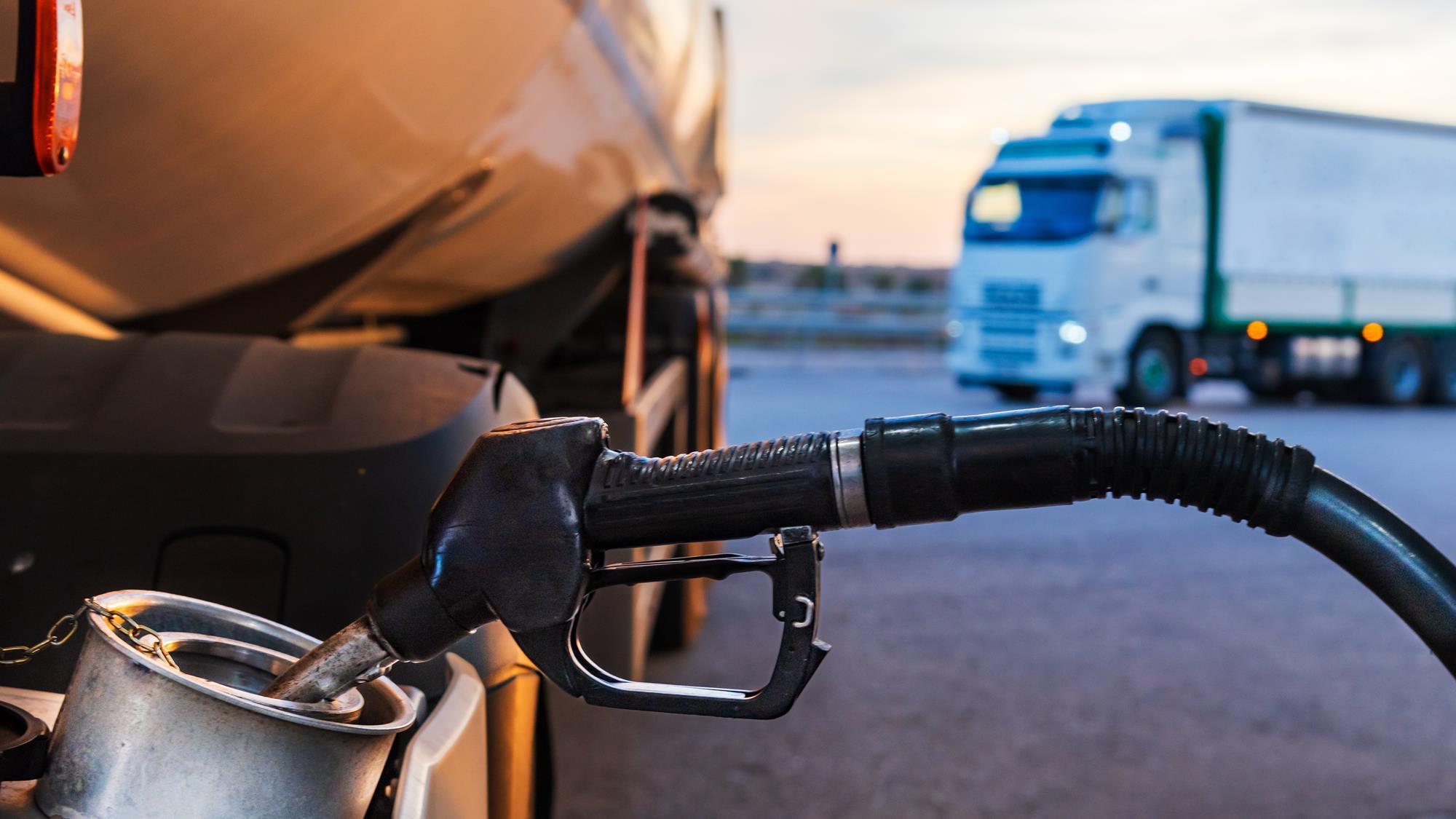 Fleet operators brace for fuel shortage following Prax Group collapse ...