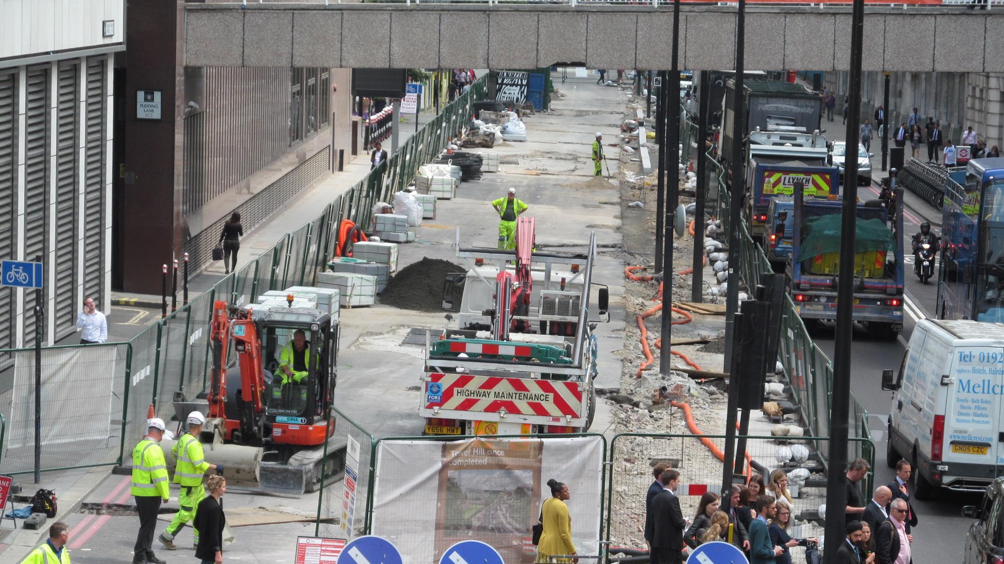 National Pothole day sees government launch crackdown on late-running ...