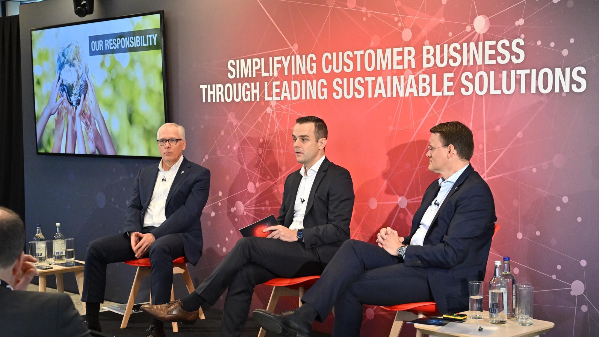 MAN unveils UK decarbonisation strategy ahead of eTruck launch | Motor ...