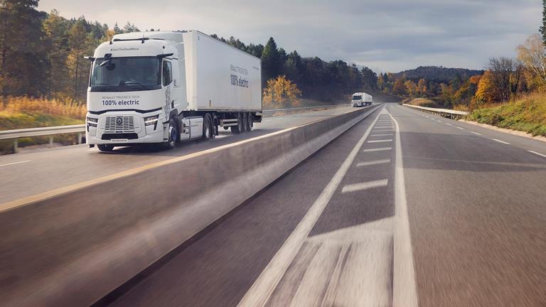 Renault Trucks unveils three new electric lorries with 600km range ...