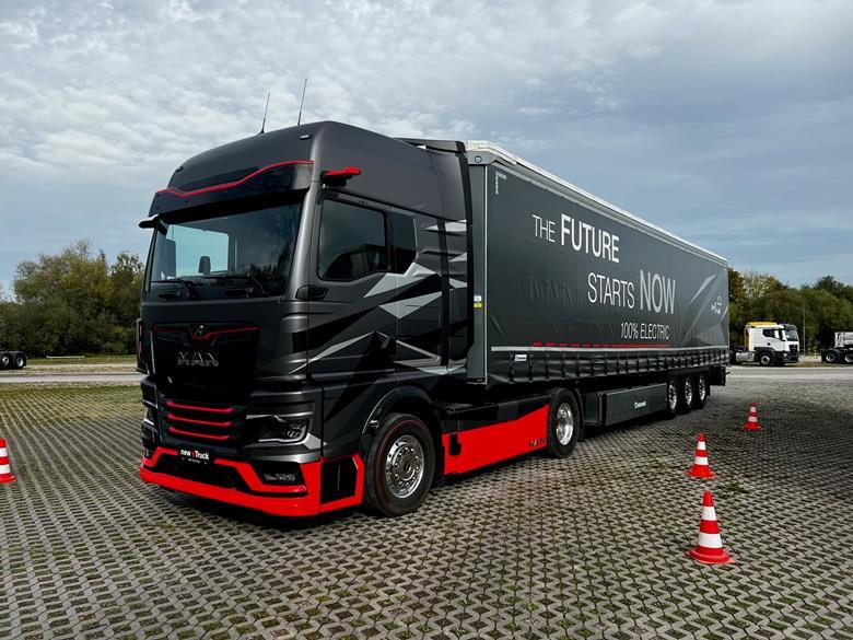 First drive of the new MAN battery electric eTruck | MT Article | Motor ...